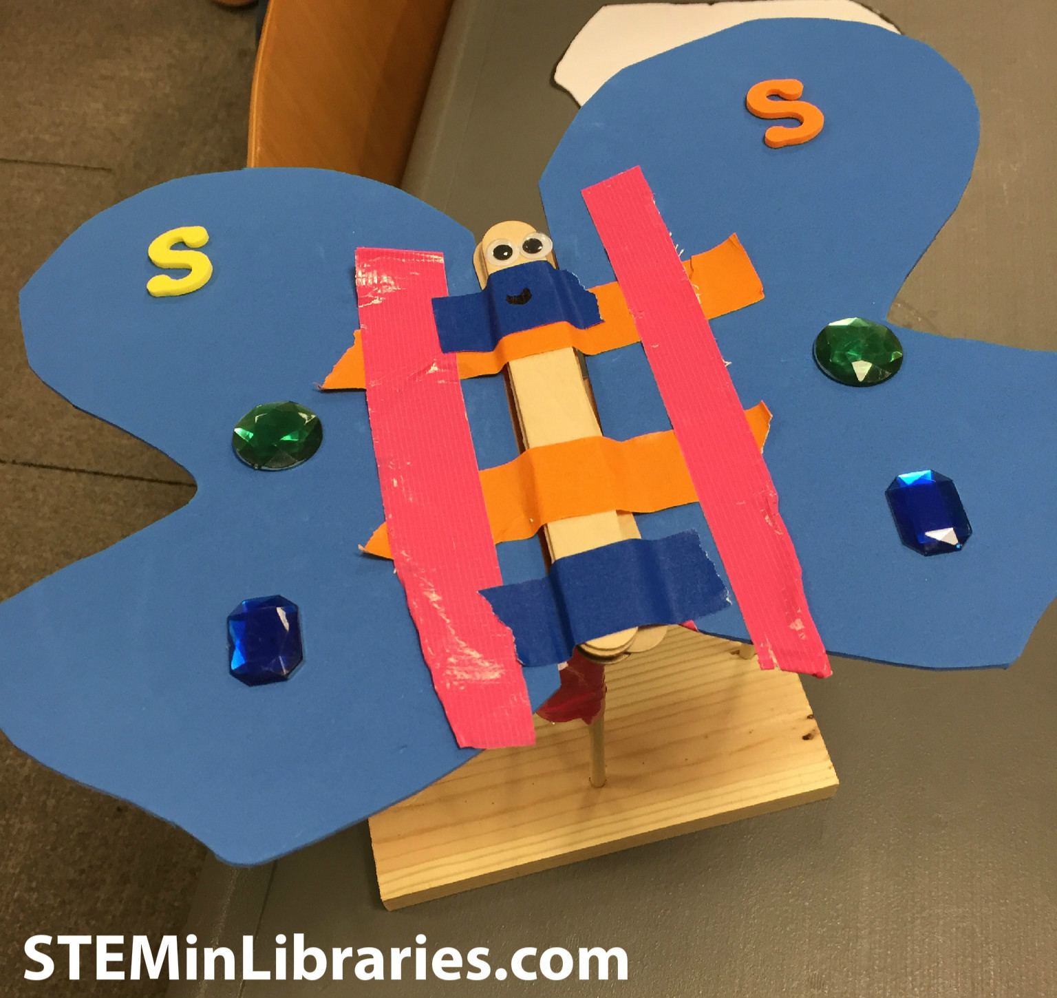 REVISITED! Week Thirty-Three : Hydraulic Butterflies | STEM in Libraries